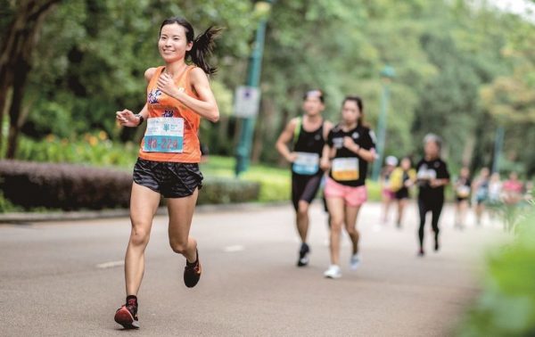 人善心美、以跑宣愛 Miss Run－Elaine Lee | RUN WOW 跑者世界